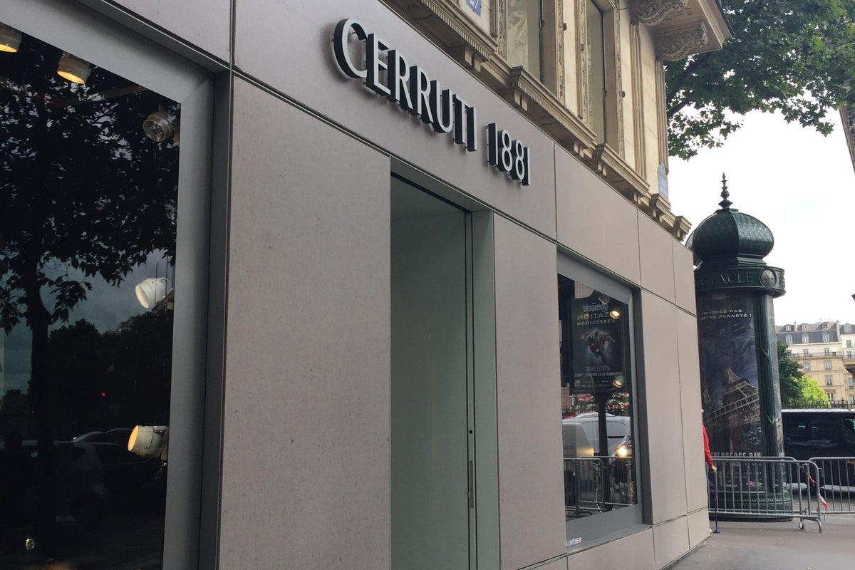 Cerruti - 3 place de La Madeleine, Paris