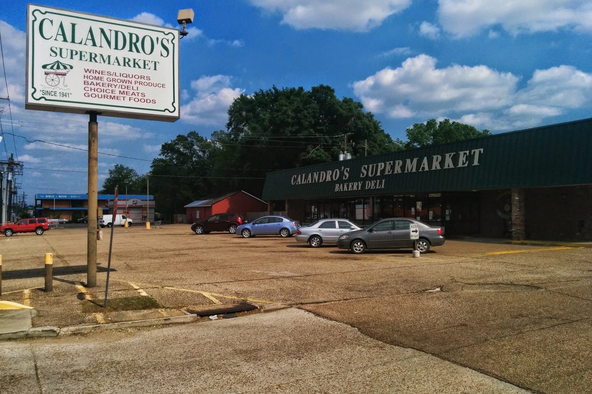 Calandro's Supermarket - 4142 Government Street, Baton Rouge