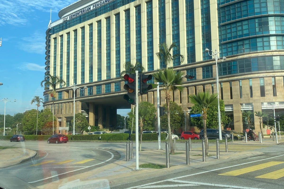 Jabatan Pengangkutan Jalan (JPJ) Putrajaya - Aras Bawah, Galeria PjH ...