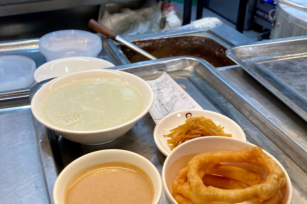 Yao's Chaogan (姚记炒肝店) - 311 Gulou E Ave, 北京市