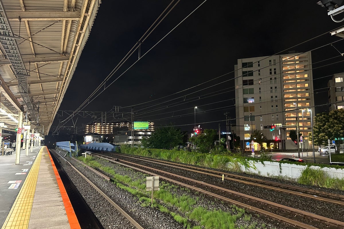 Totsuka Station (戸塚駅) - 戸塚区戸塚町1-17/12-1, 横浜市
