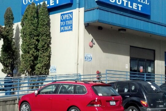 Goodwill Seattle Outlet - 1765 6th Ave S, Seattle