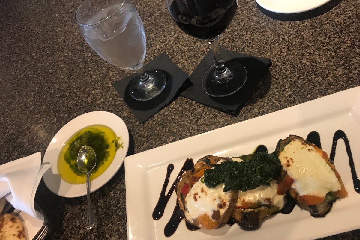 Assaggi Bistro - 330 W 9 Mile Rd, Ferndale