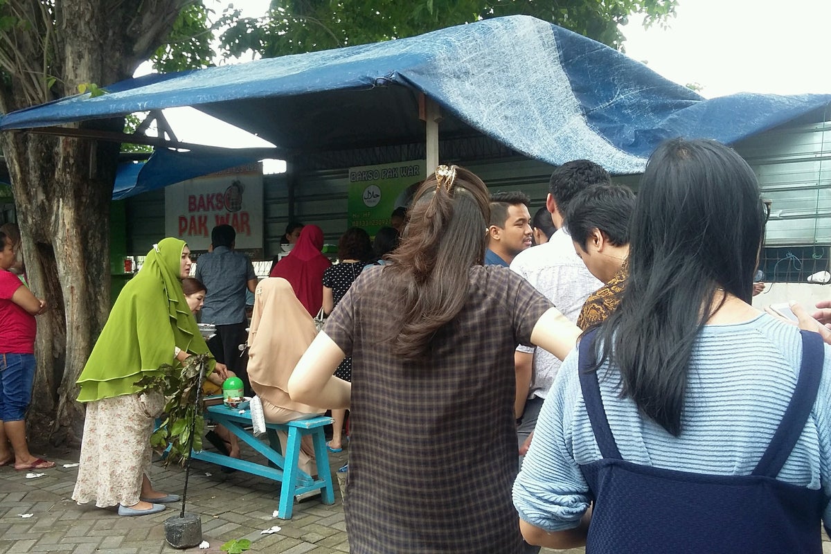 Bakso Pak War - Jl. Manyar Kertoarjo, Surabaya