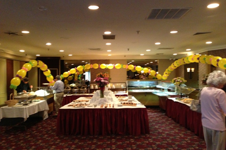 Three Flames Restaurant - 1547 Meridian Ave, San Jose