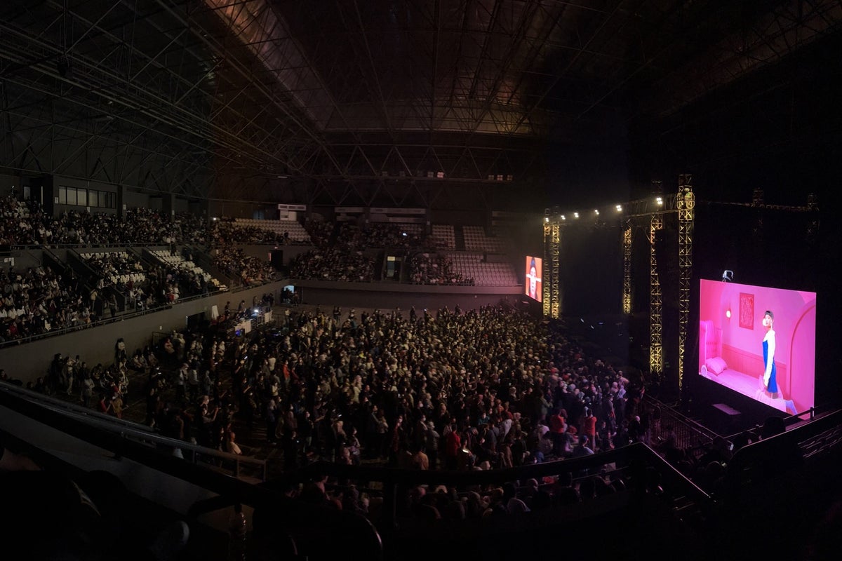 Tennis Indoor Senayan - Jalan Asia Afrika, Jakarta Pusat