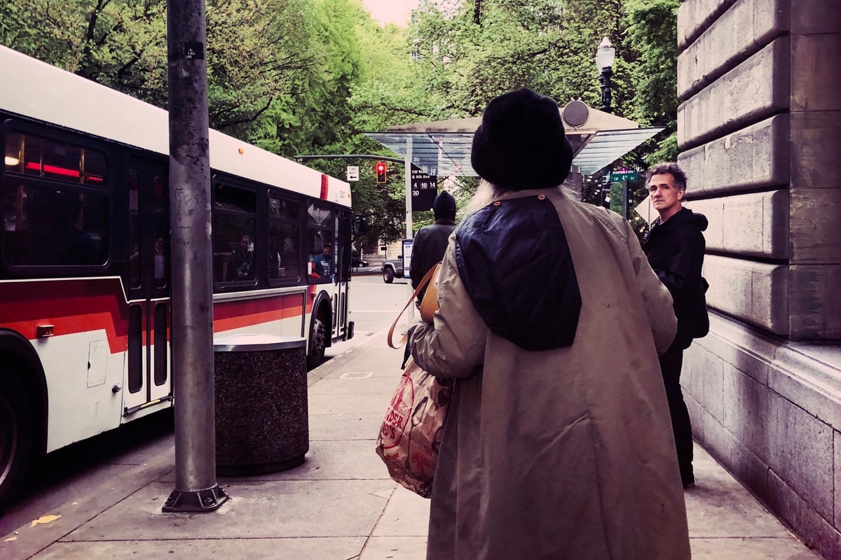 TriMet Stop ID 3639 - 416 SW Madison St., Portland