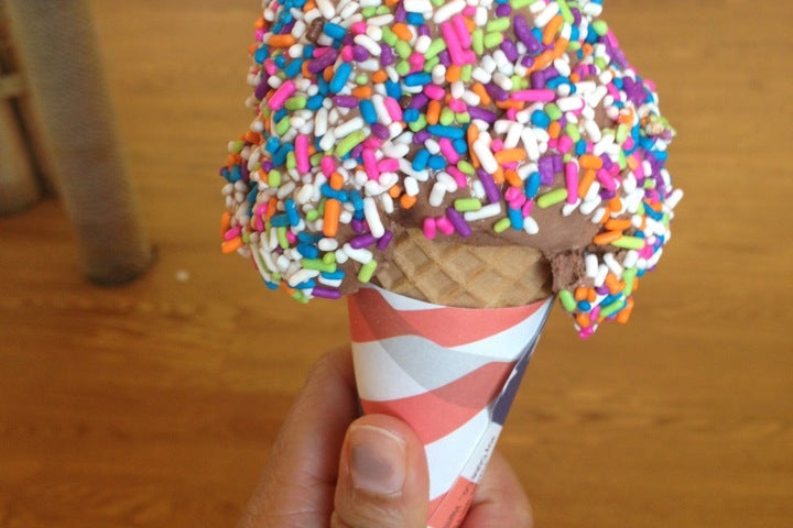 Pip's Ice Cream Parlor - 250 Woodcleft Ave, Freeport