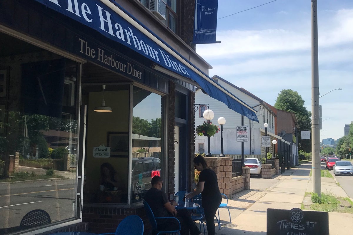 Harbour Diner - 486 James Street N., Hamilton