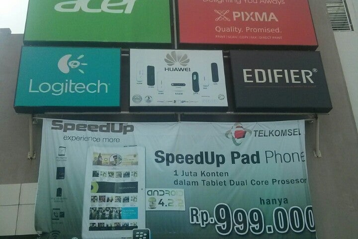 MAX-INDO Computer - Jl. Kampung Nias V No. 7, Padang