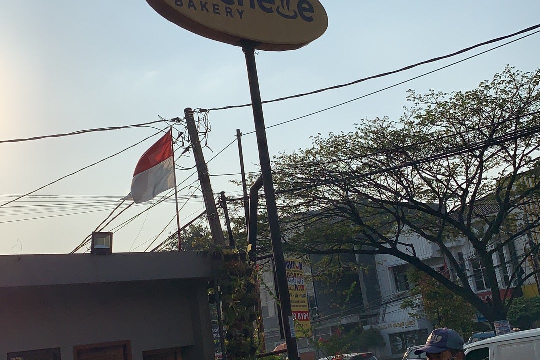 Michelle Bakery - Jalan Alternatif Cibubur No. 9, Cibubur