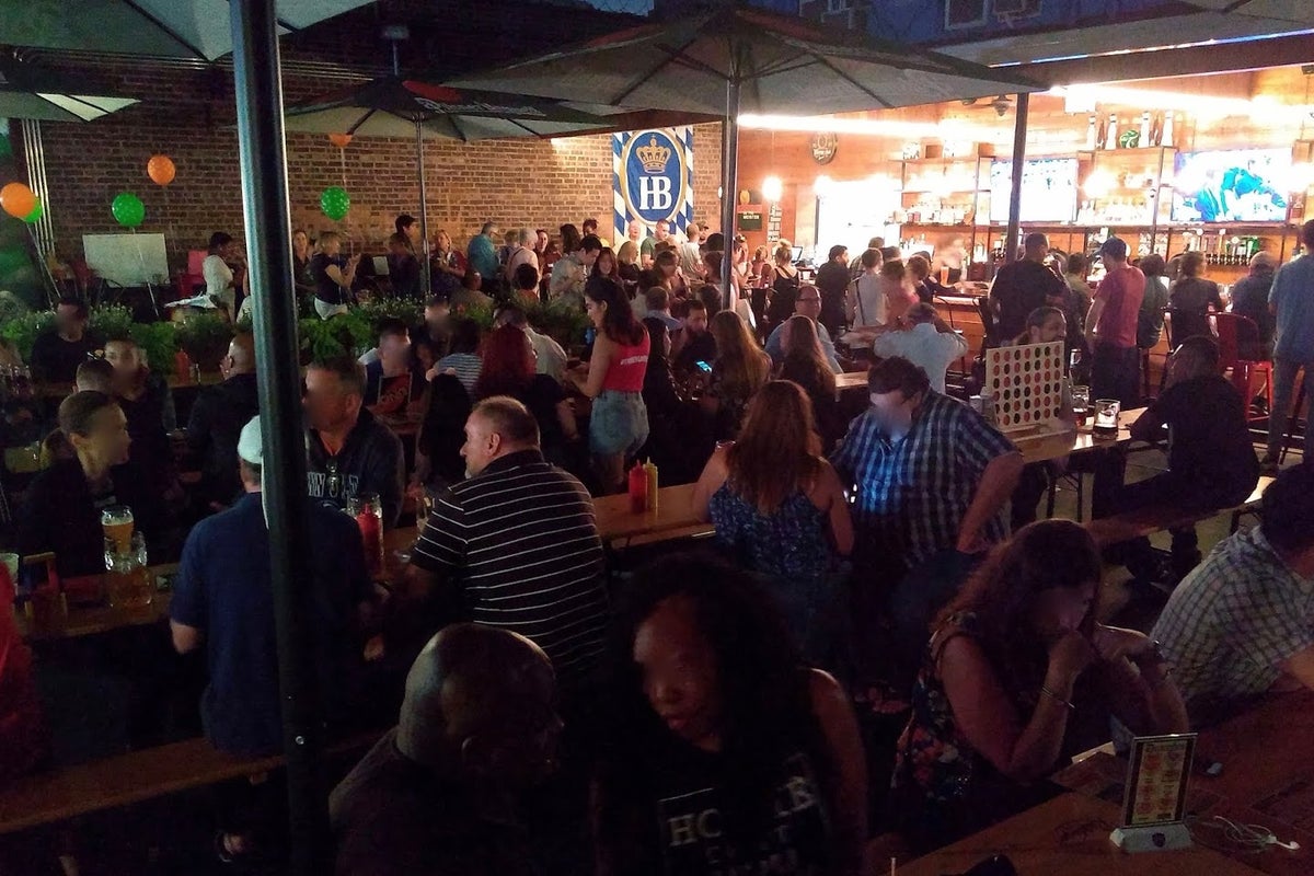 Cobblestones Pub and Biergarten - 117-18 Queens Blvd, Forest Hills