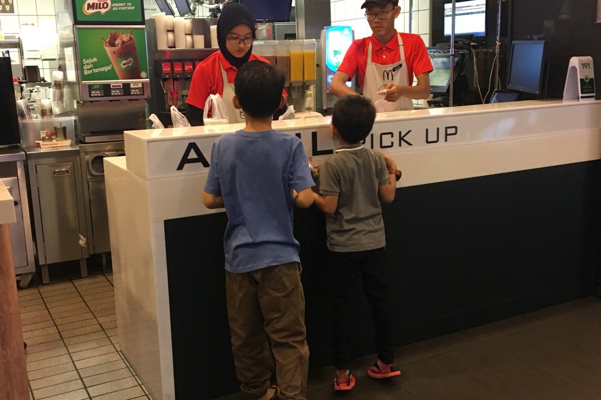 McDonald's - G-25, Wetex Parade Shopping Centre, Muar