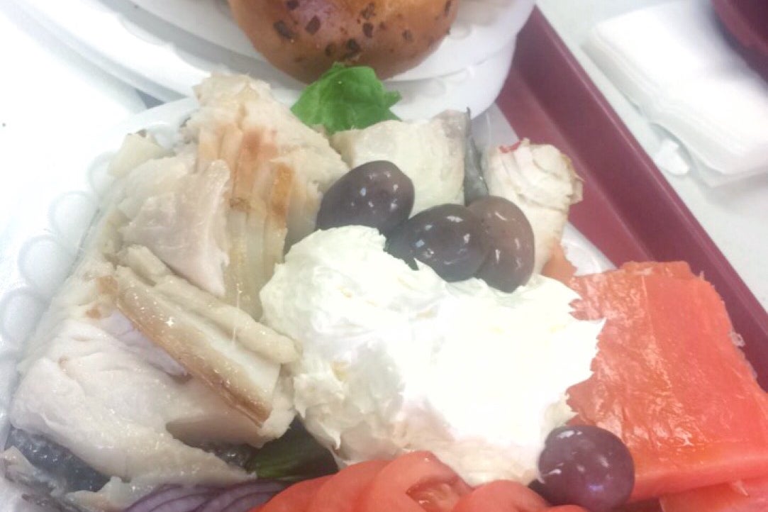 Labels Table Deli - 9226 W Pico Blvd, Los Angeles