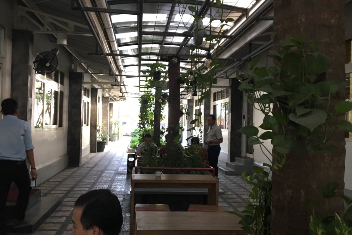 PT. HM. Sampoerna, Tbk - Jl. Rungkut Industri Raya No. 18, Surabaya