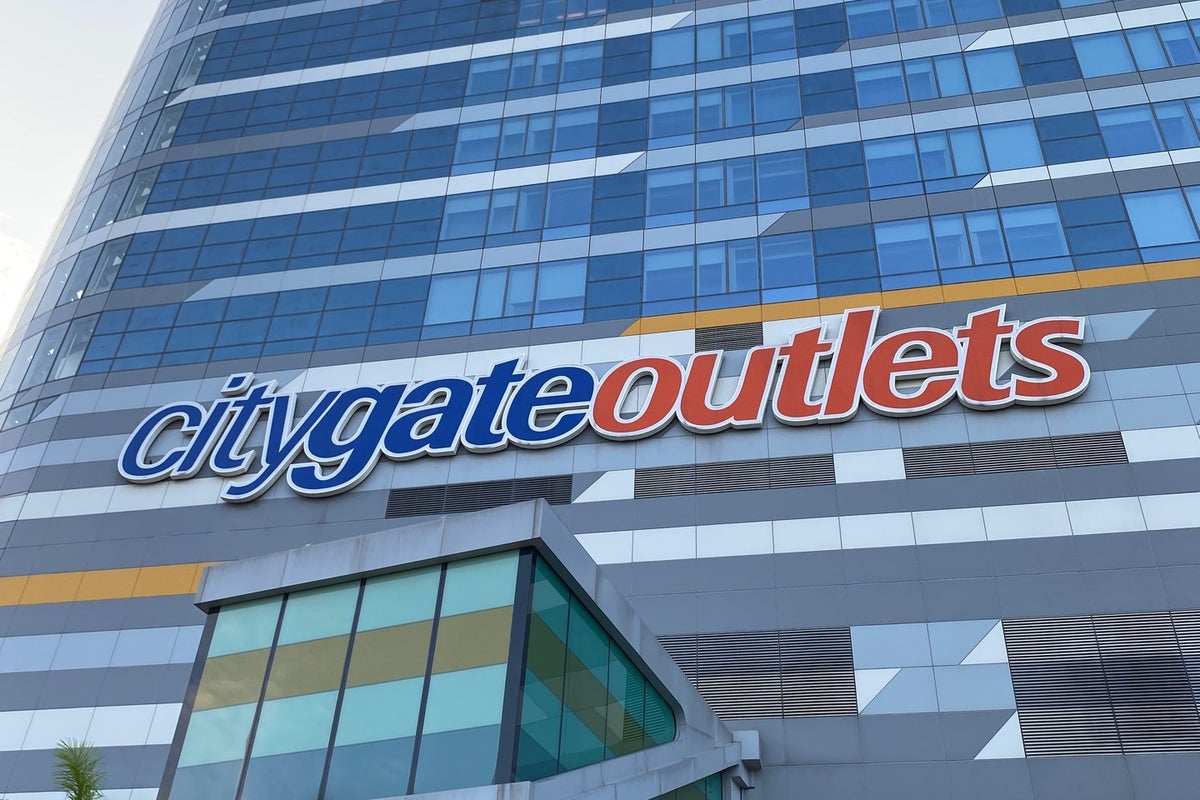 Citygate Outlets (東薈城名店倉) - 20 Tat Tung Rd, San Tung Chung Hang