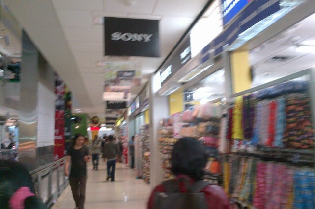 Apple Store BEC™ - BEC Mall Level 1 Blok H10, Bandung