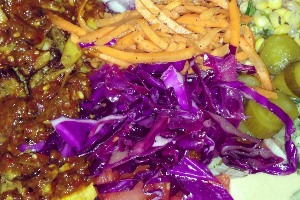 Benjyehuda - 212 W Van Buren St, Chicago