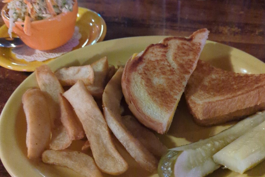 Nite Hawk Cafe & Lounge - 6423 N Interstate Ave, Portland