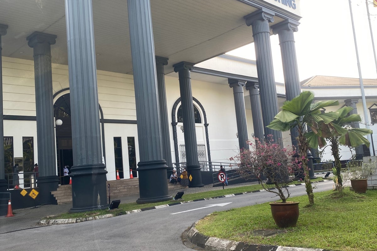 Kompleks Mahkamah Kuching (Courts Complex) - Jalan Gersik, Petra Jaya, Kuching