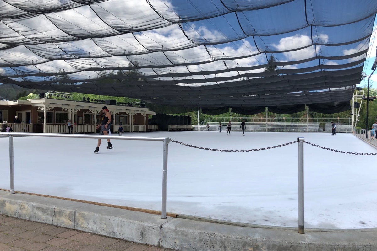 Outdoor Ice Skating Rink - 1 Sun Valley Road, Sun Valley