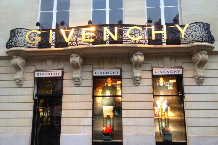 Givenchy - 3 avenue George V, Paris