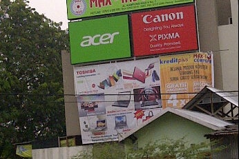 MAX-INDO Computer - Jl. Kampung Nias V No. 7, Padang