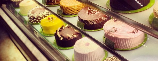 The 15 Best Places for Cake in Cebu City