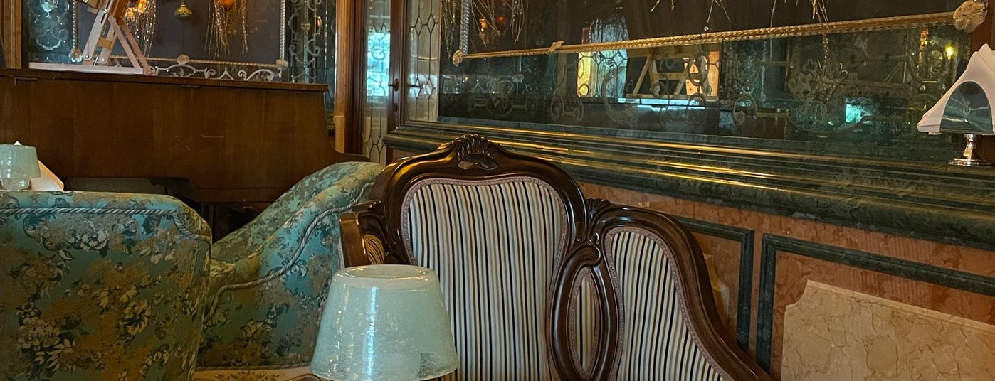 The 15 Best Places for Cocktails in Venice