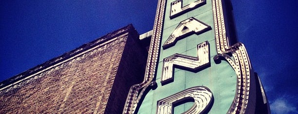 The 15 Best Places for Dancing in Portland