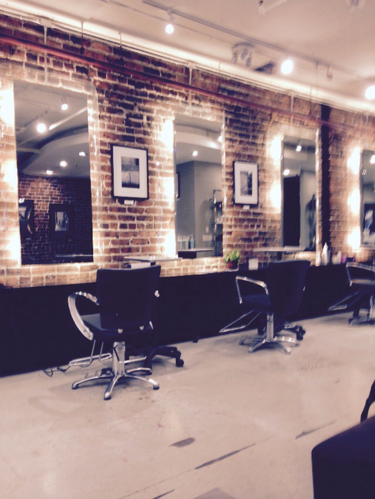 Patrick Evan Salon, Bar at San Francisco