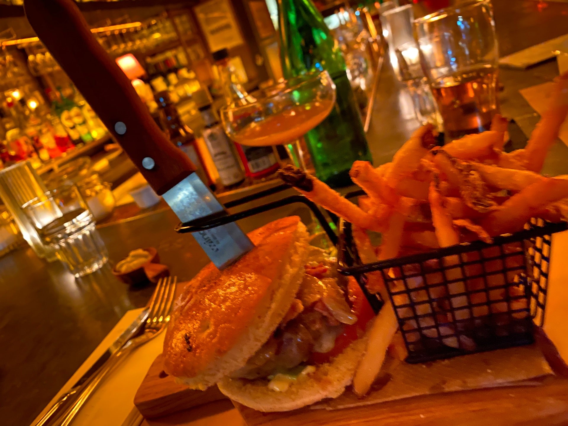 Tabaré, Restaurant at Kings