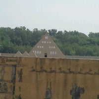 Gold Pyramid House - Wadsworth, IL