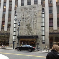 The Daily News Building - Office in Midtown East
