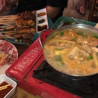 ตลาดสามแยกสันทราย (Sam Yak Sansai Market) - 40 tips