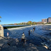 Fish Ladder Park - 560 Front Ave. NW