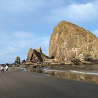 Haystack Rock - Mountain