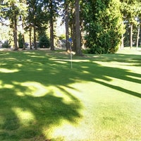 Crossroads Par 3 Golf Course - Golf Course in Bellevue