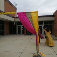 Broad Run High School - High School in Ashburn