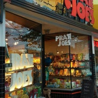 Pirate Joe's - Kitsilano - 3 tips from 130 visitors