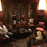 529 Wellington Steakhouse - Steakhouse in Crescentwood