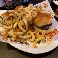 Hooters - Fresh Meadows - 61-09 190th St