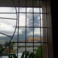 SMA Katolik Rex Mundi Manado - High School in Manado