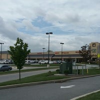 Quarry Center - Shopping Plaza in Haverford