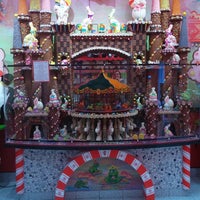 Sarris Candies - Candy Store