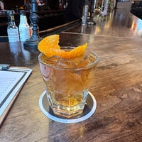 Black Rabbit - Dive Bar in Greenpoint