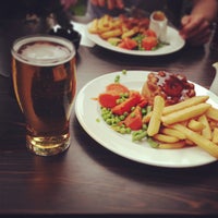 The Beehive Inn - Pub in Edinburgh