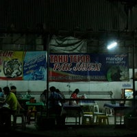 Tahu Telor Pak Jayen - Indonesian Restaurant in Surabaya