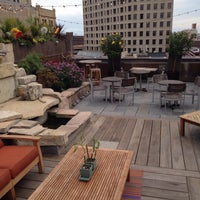 Zen On 7 Rooftop Bar - Juneau Town - 411 E Mason St Fl 7