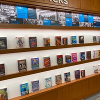 Schaumburg Township District Library - Library